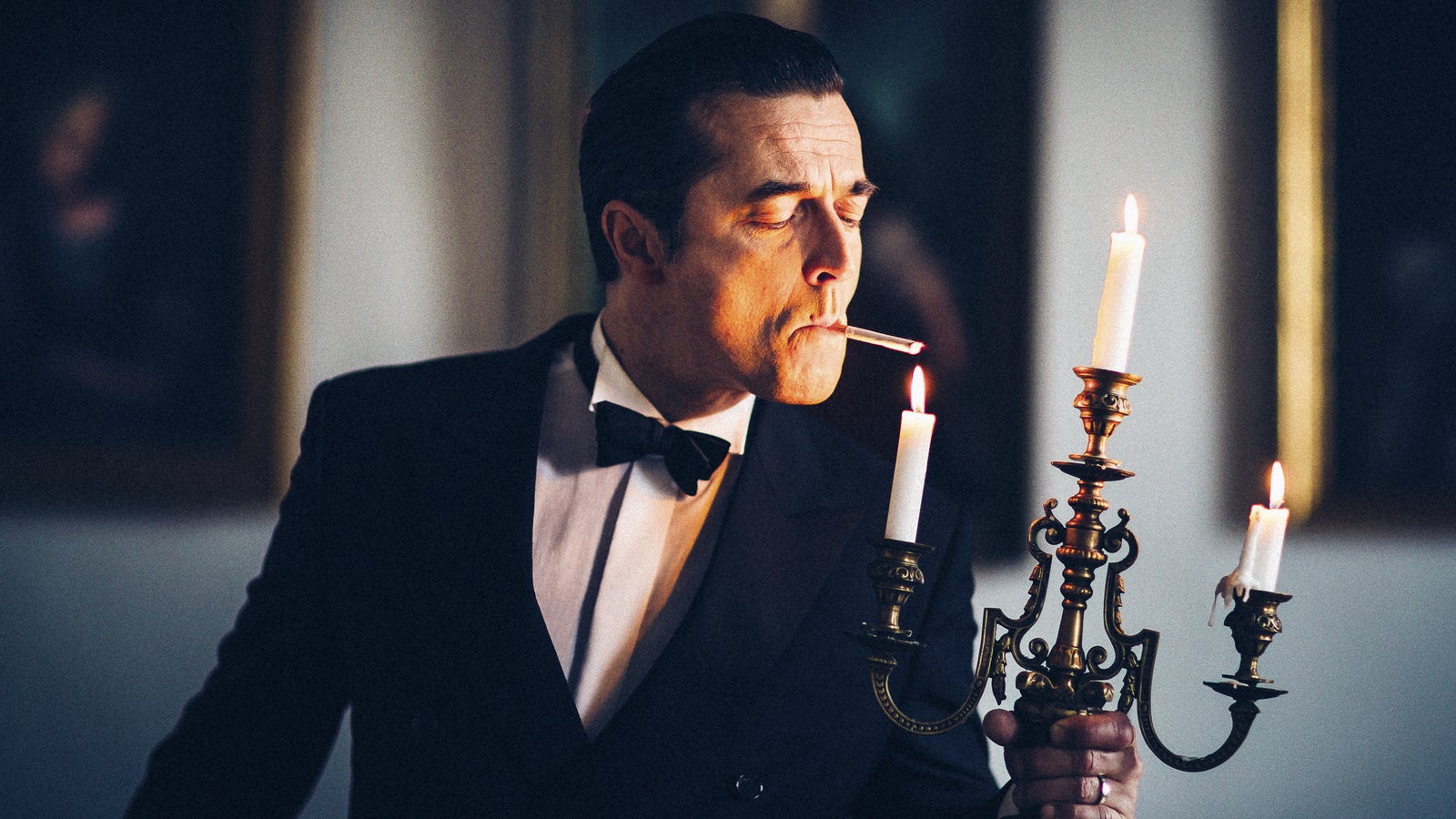 „Falco meets Amadeus“ bringt die Stadthalle zum Glühen - stars24