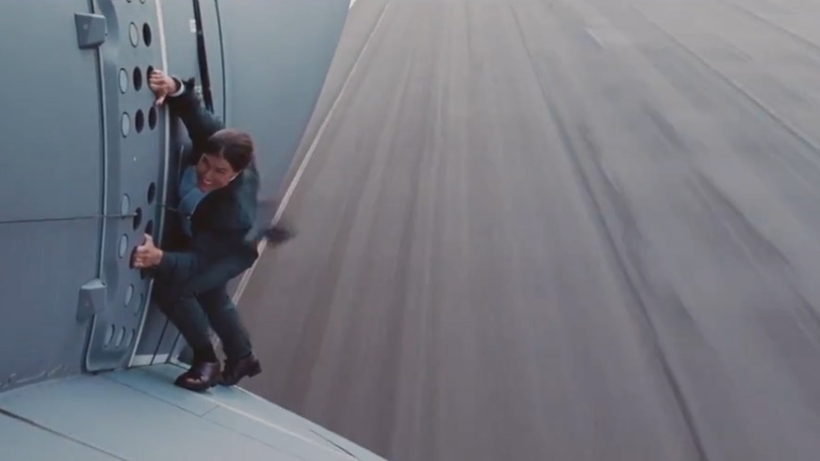 Tom Cruise über die "Rogue Nation" Stunts - oe24.tv