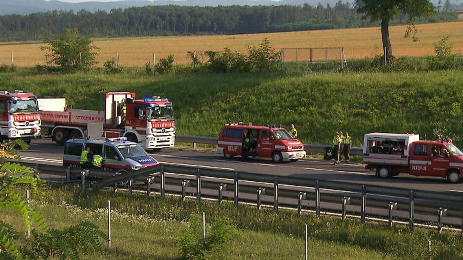 Unfall auf S4 mit vier Toten: Steirer (21) schuldig - oe24.at