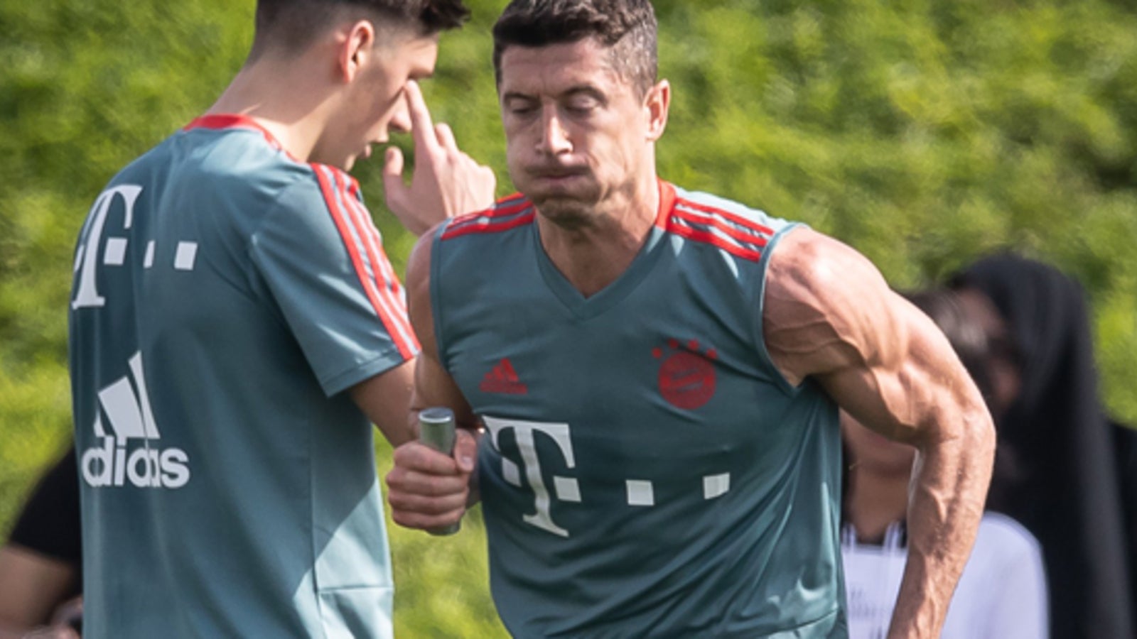 Lewandowski protzt jetzt mit Mega-Muskeln - sport24.at