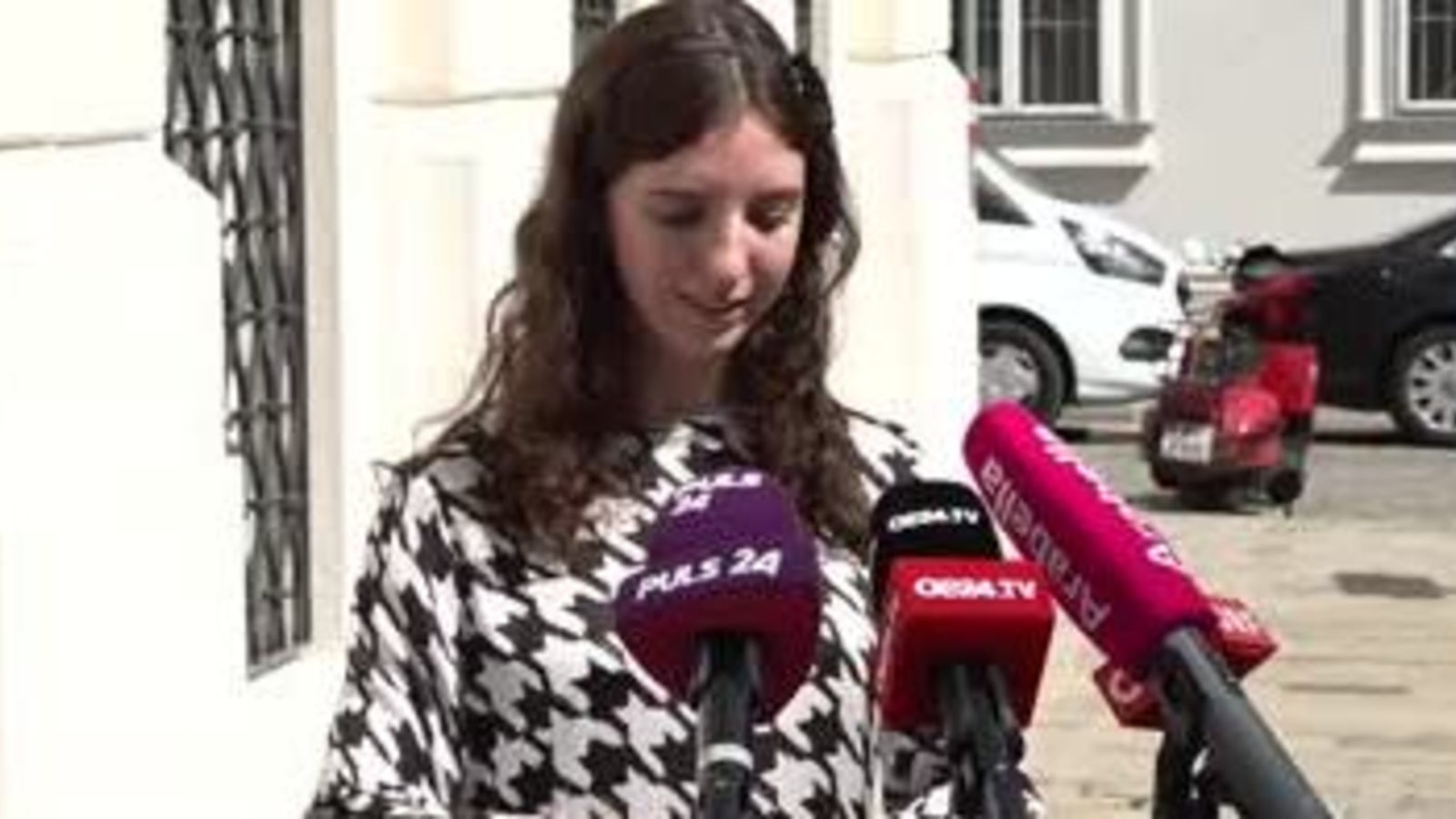 Anna Maria Fischer: Aktion kritischer SchülerInnen kritisiert ...