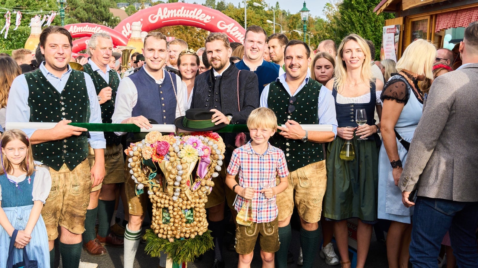 Neustifter Kirtag: Vier Tage Ausnahmezustand in Döbling - oe24.at