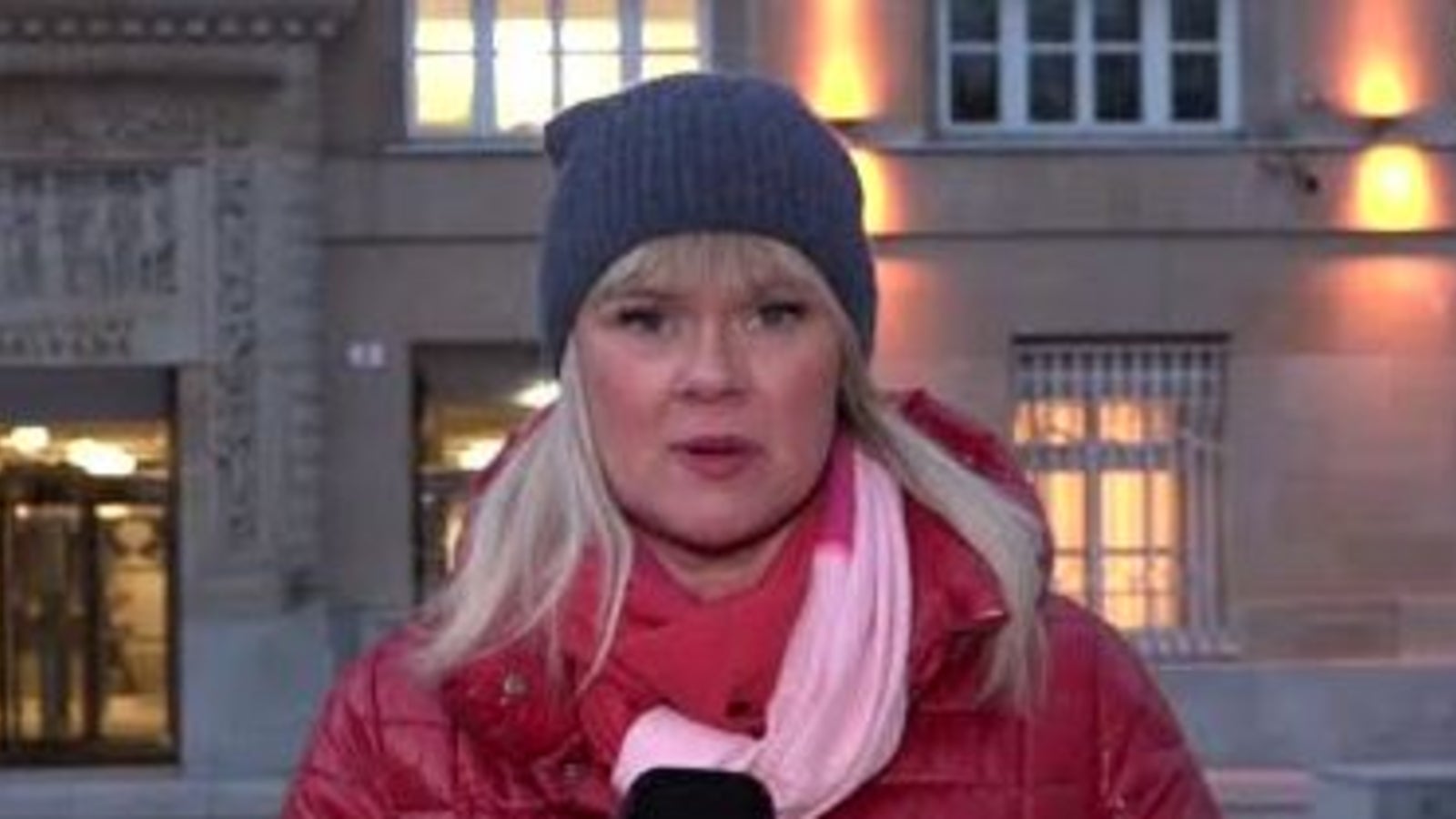 Mahrer legt OENB-Amt noch nicht zurück - oe24.tv