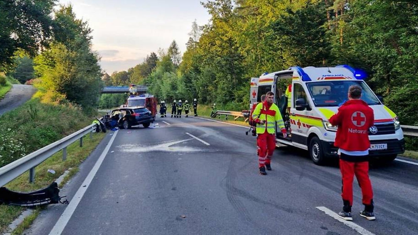 Ein Toter und zwei Schwerverletzte bei Unfall im Südburgenland - oe24.at