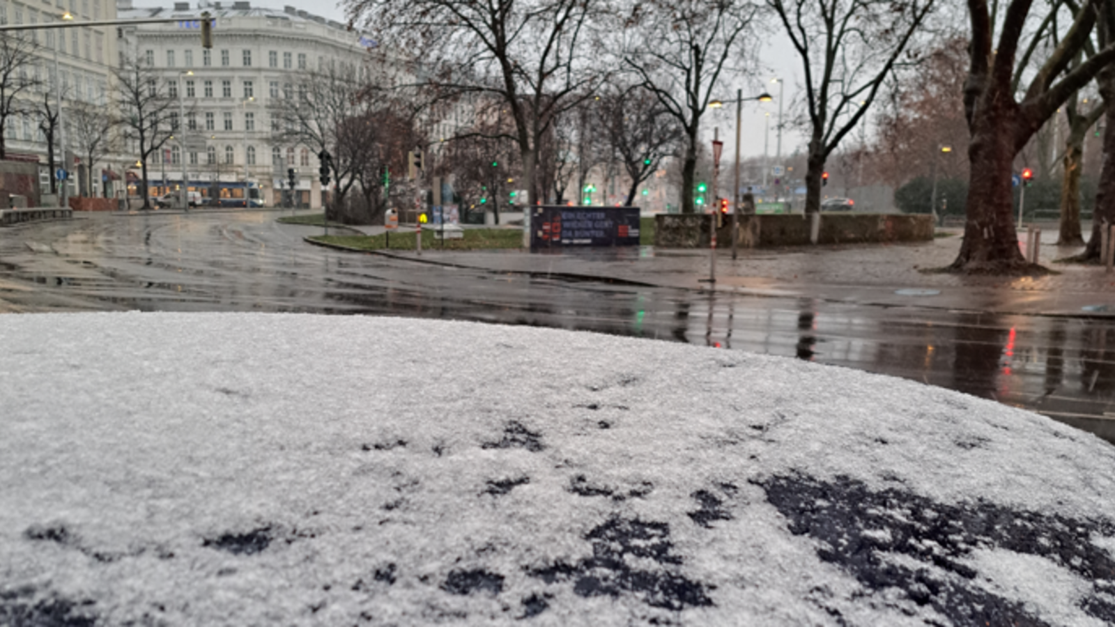 Schnee-Wunder und Glatteis zu Weihnachten in Wien - oe24.at