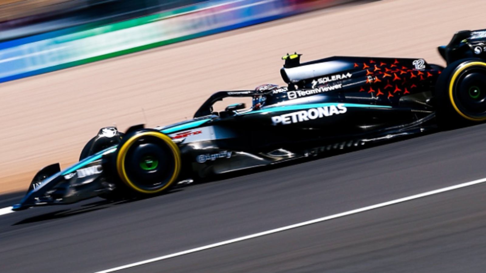 F1-Hammer: Mercedes fährt schon im Verstappen-Look - sport24.at