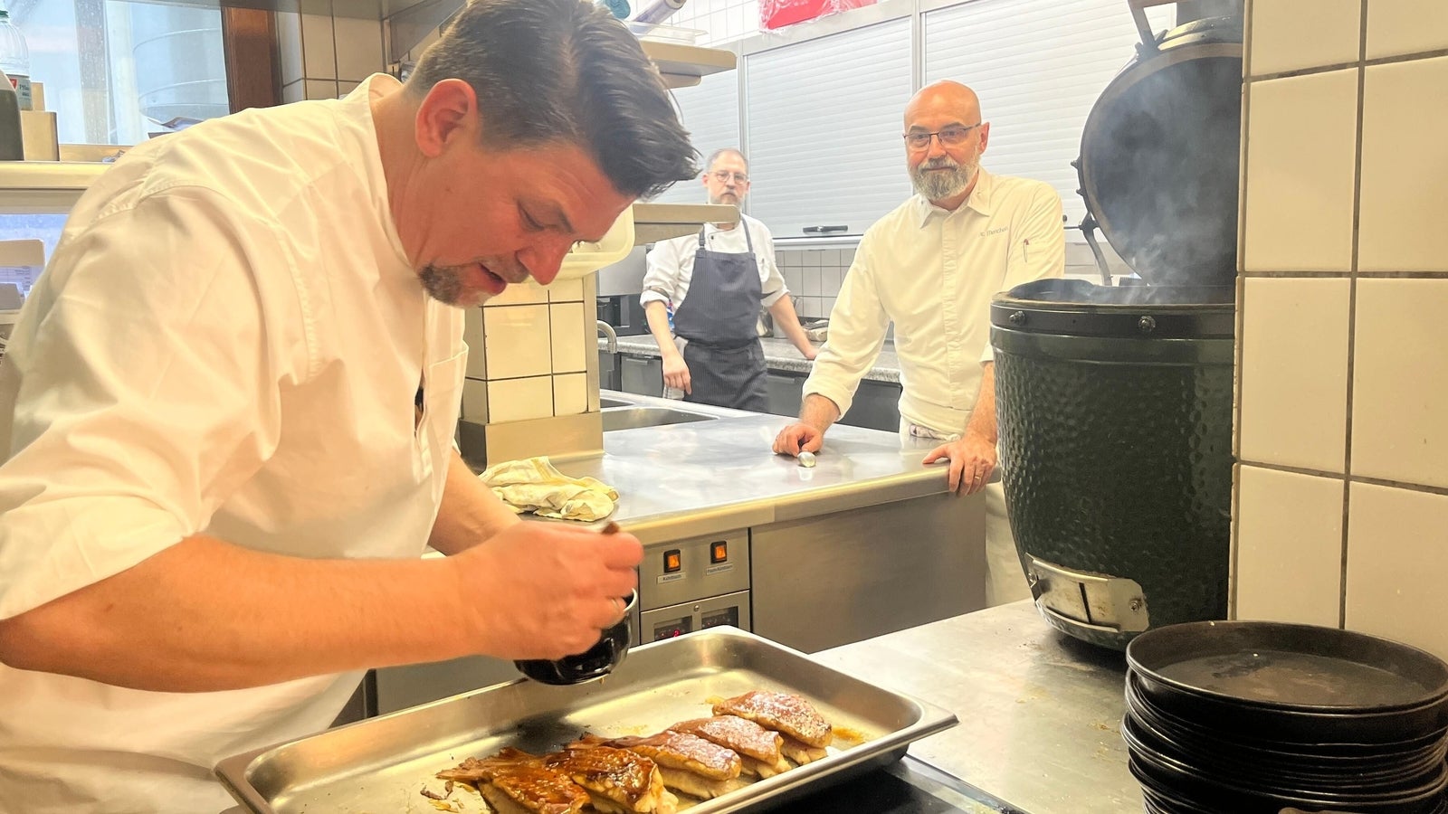 Koch-Show: »Kitchen Impossible: Tim Mälzer vs. Philipp Vogel« - stars24