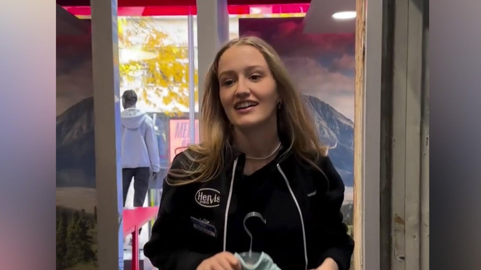 Spar verkauft Sporthändler Hervis an Snipes-Gründer Voth - oe24.tv