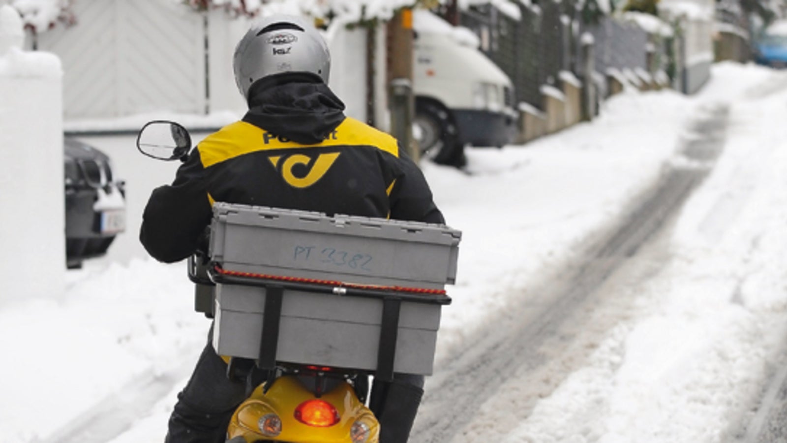 Postbotin entsorgte 750 Briefe in Mistkübel - oe24.at