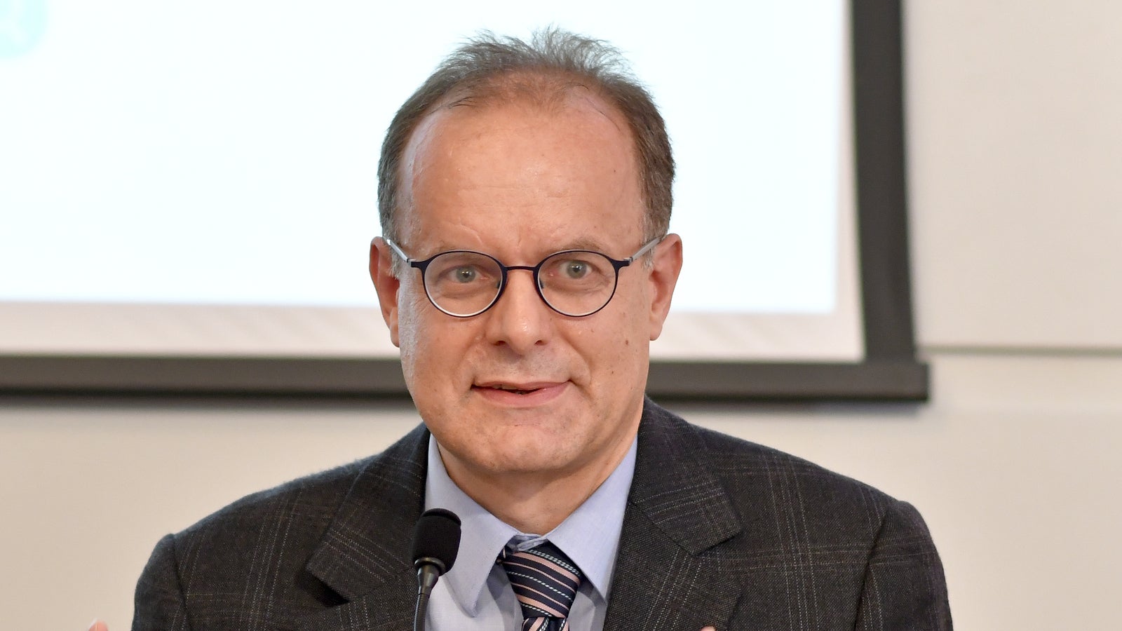 Politikwissenschafter Hubert Sickinger ist tot - Politik-Live