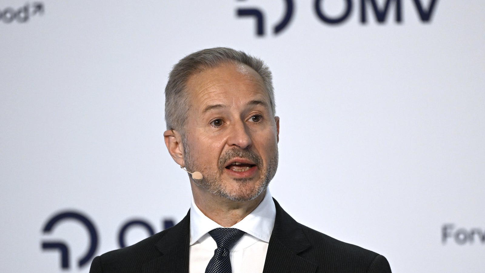 OMV-Chef Stern bleibt nur bis August 2026 - Business-Live
