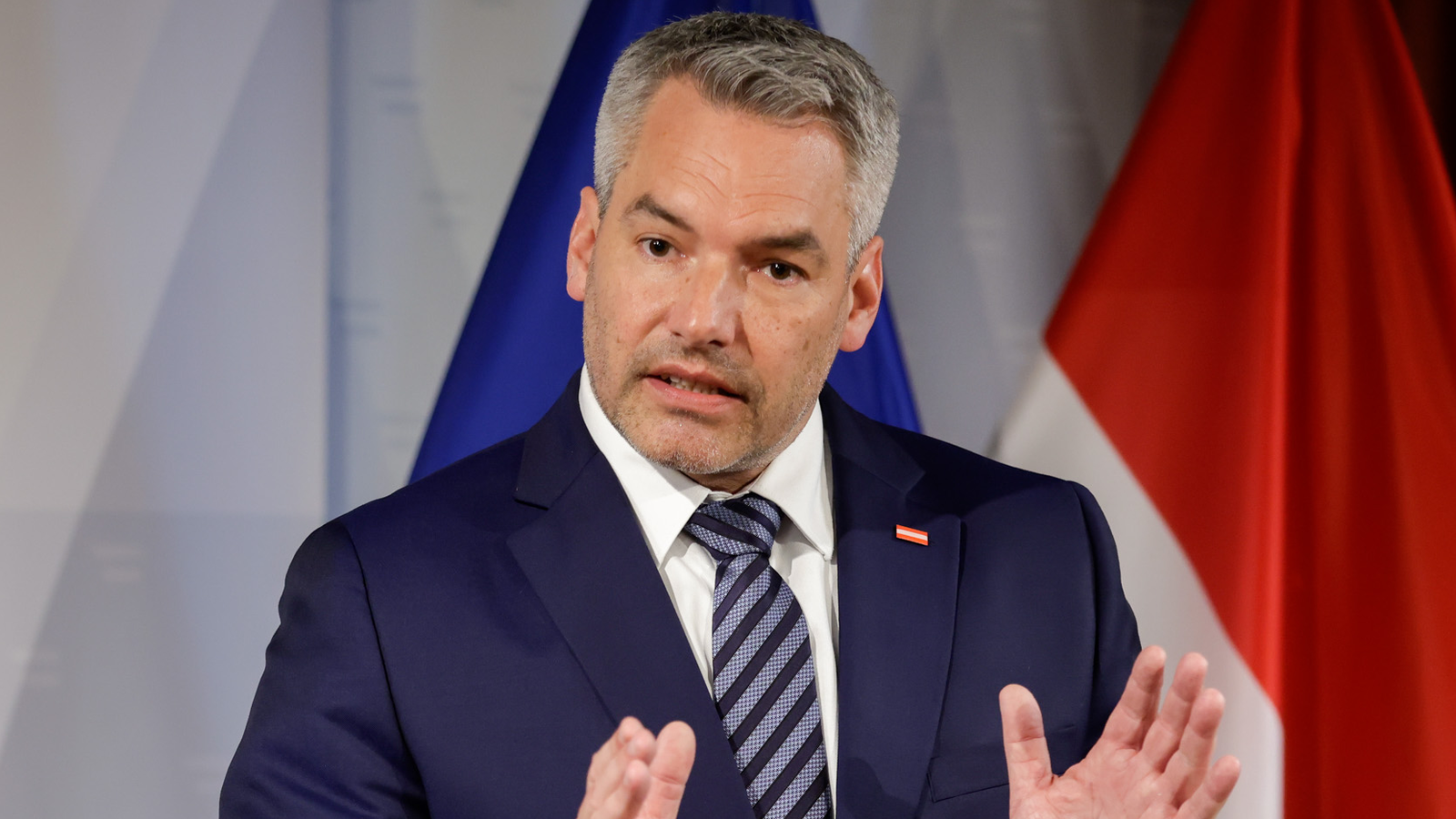 Nehammer bringt belgischen Premier mit zum Opernball - Politik-Live