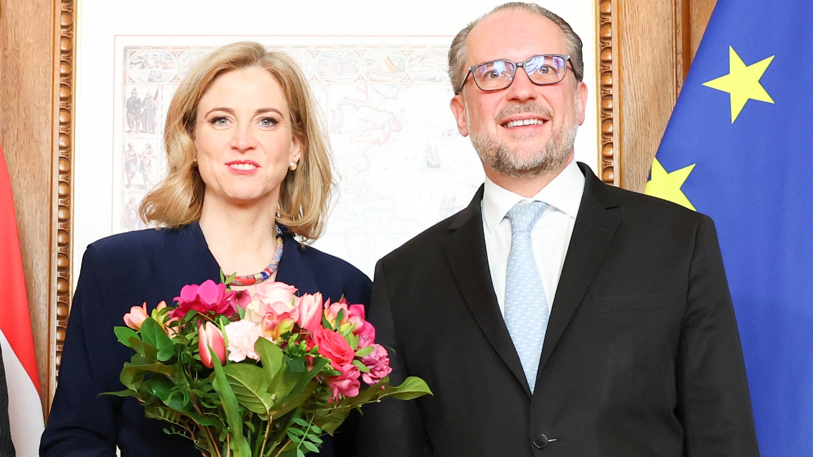 SM-Botschafter: Erste Hinweise schon im September 2024 - Politik-Live