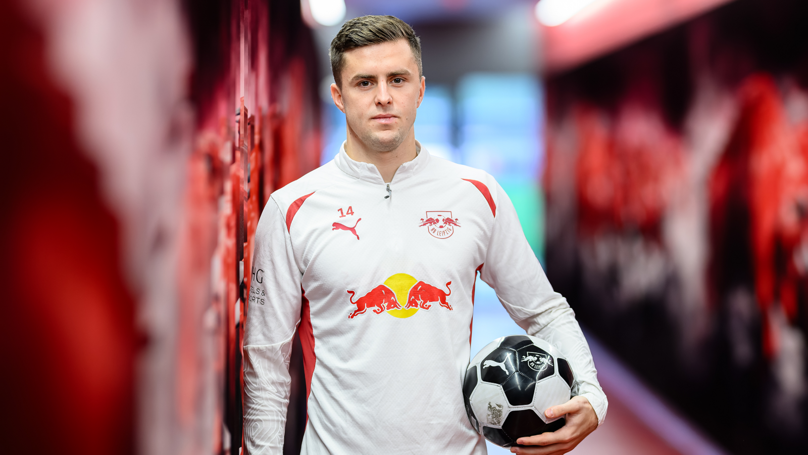 Christoph Baumgartner ist erstmals "Fußballer des Jahres - sport24.at