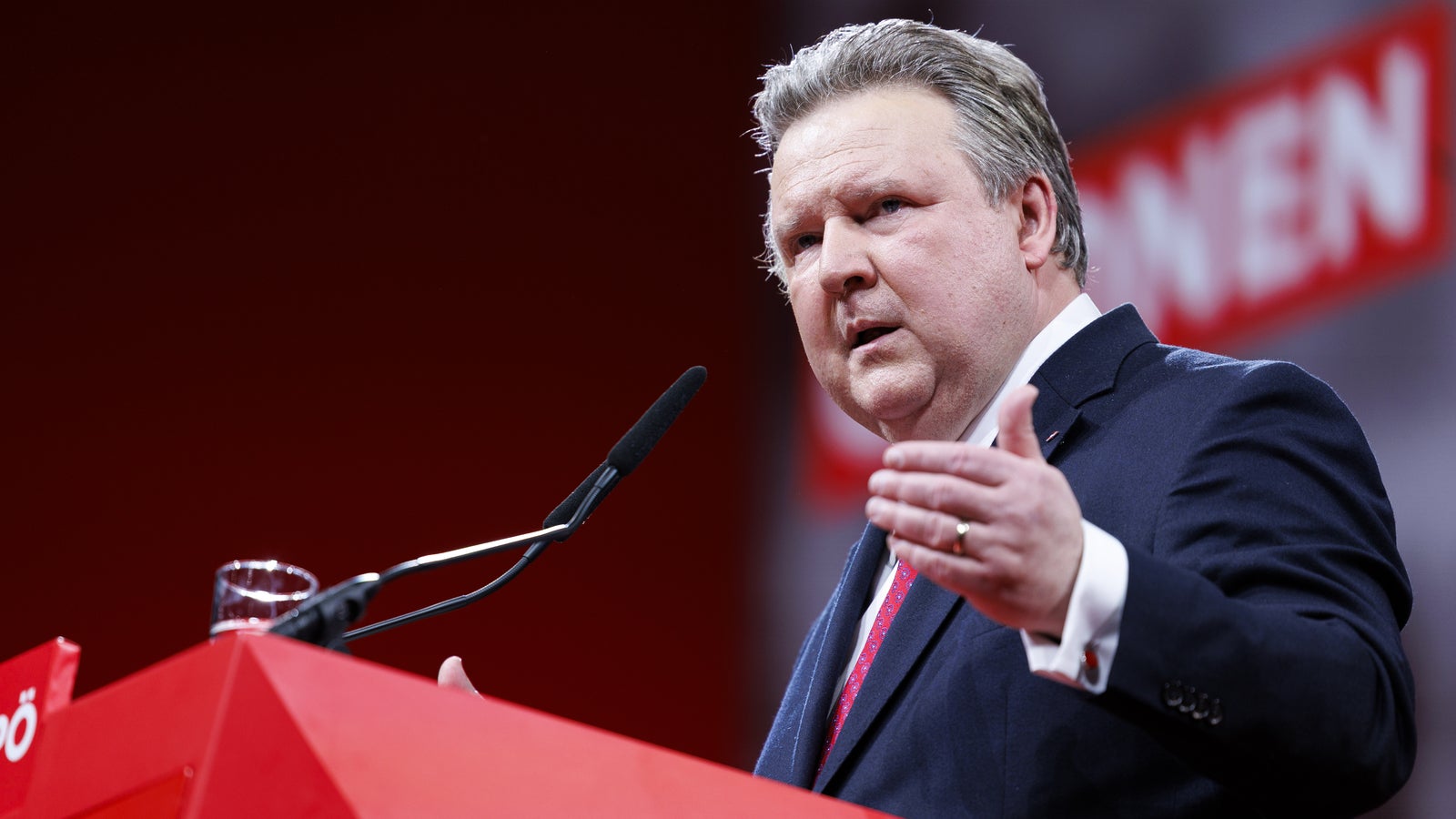 SPÖ-Parteitag: Ludwig-Rede entfacht Streit mit FPÖ - Politik-Live