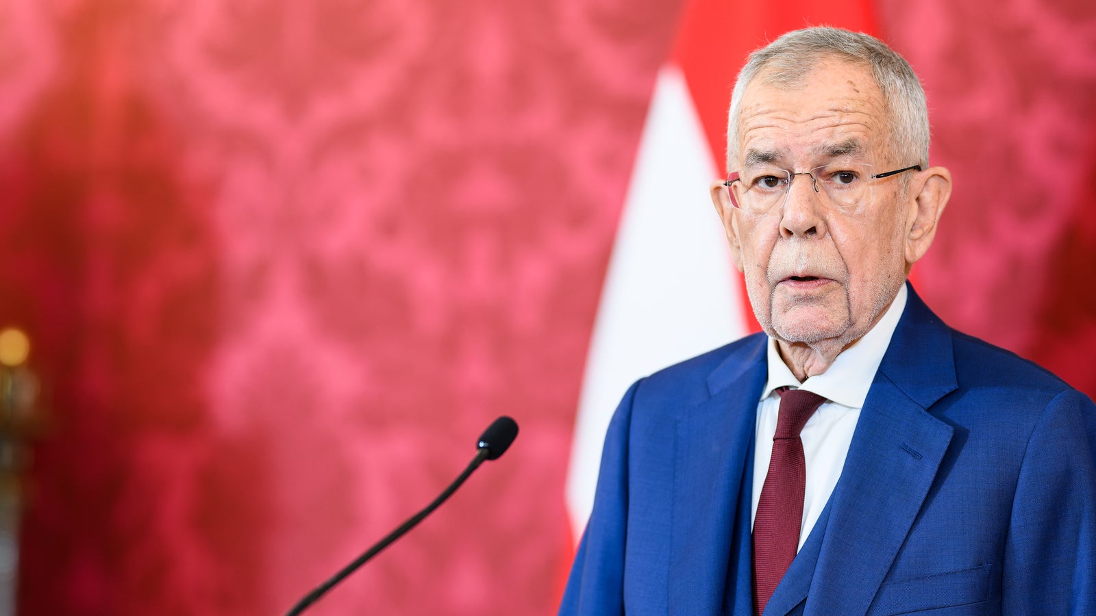 Van der Bellen und Stocker bei Papst-Begräbnis - Politik-Live