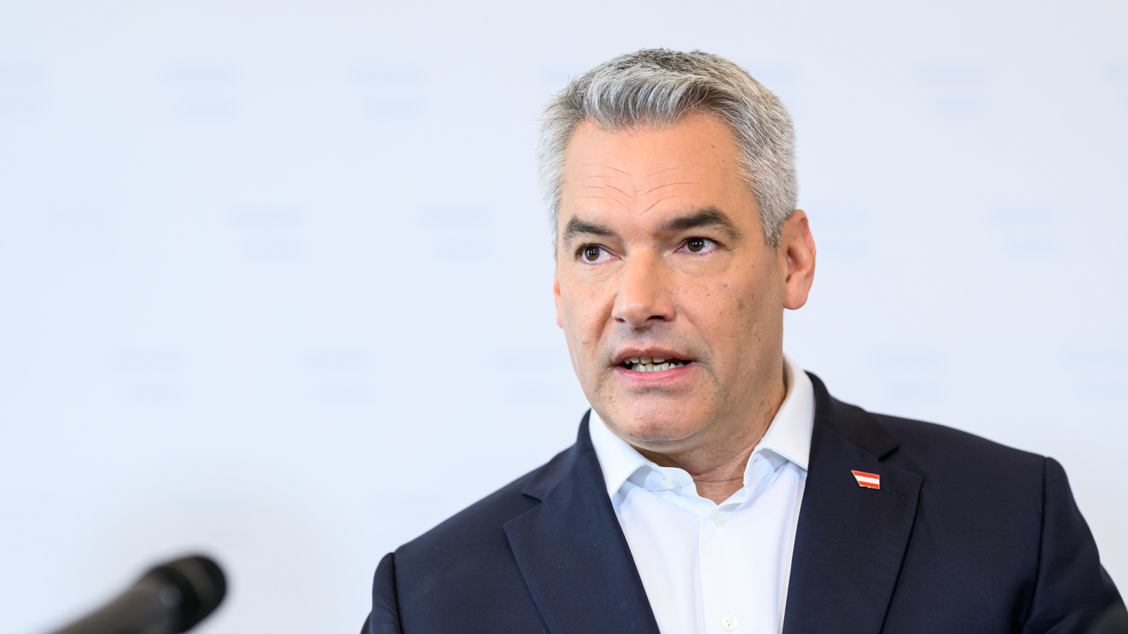 Knalleffekt um Nehammer-Top-Job: Grüne gehen auf Ex-Kanzler los ...