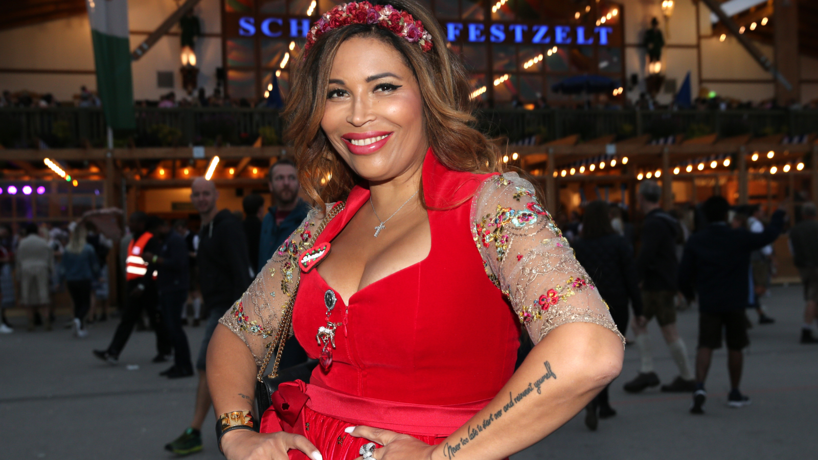 Patricia Blanco: Rassismus-Eklat bei "Villa der Versuchung" - stars24