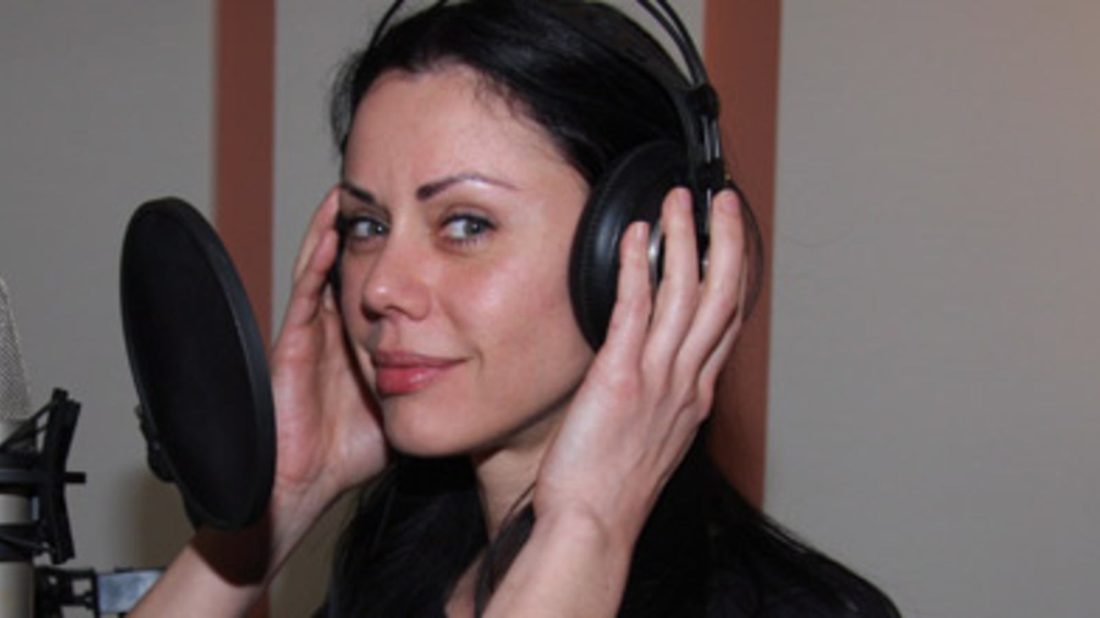 Falco-Ex singt bei Queen-Tribute in Wien - stars24