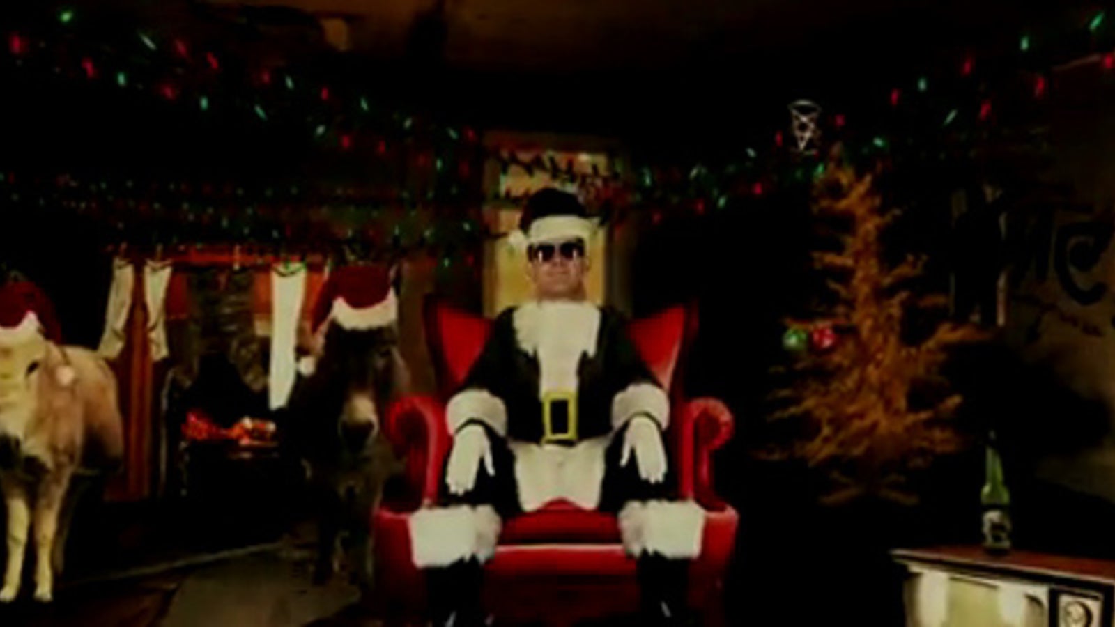 Corey Taylor: "X-Mas" - oe24.tv