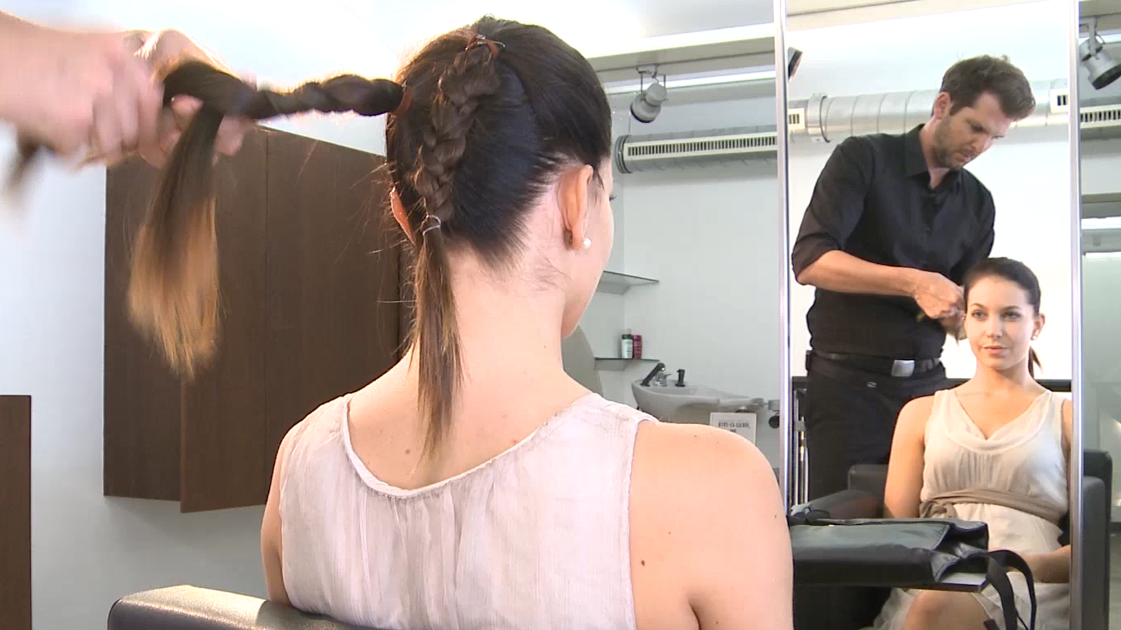 Ihr "Life Ball"-Frisuren Tutorial! - oe24.tv