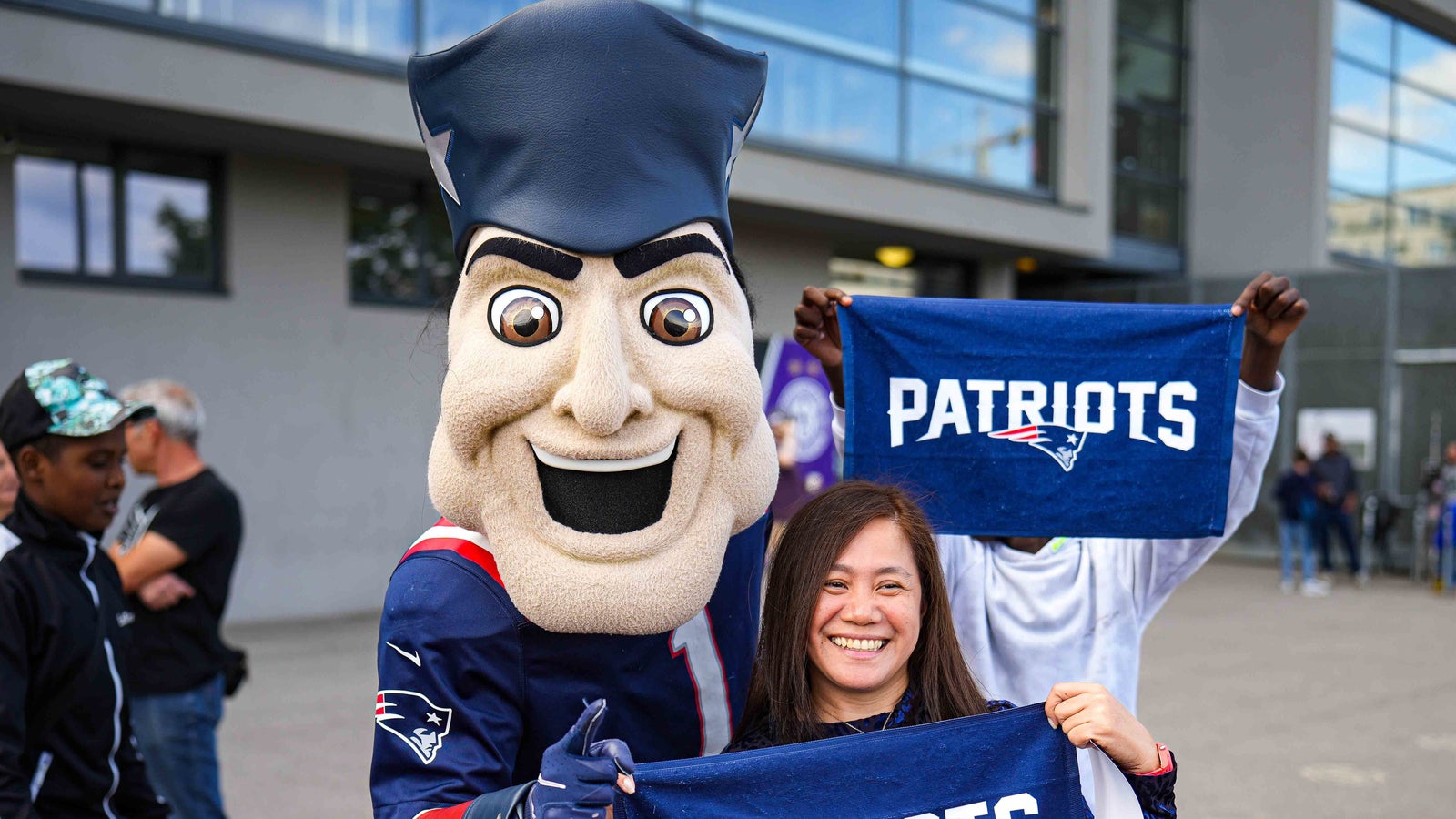 New England Patriots holen unsere Football-Mädchen in die NFL - sport24.at