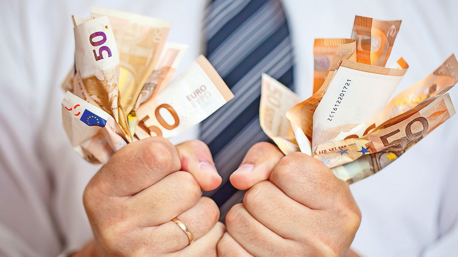 So viel verdienen Sie 2023 mehr - Politik-Live