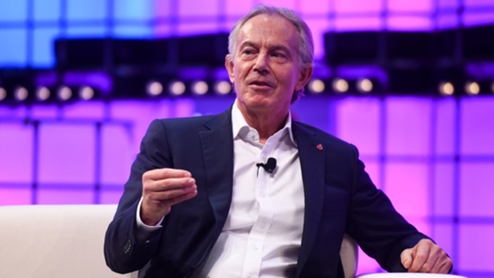 Blair: Britische Regierung "spielt mit dem Feuer" - oe24.at