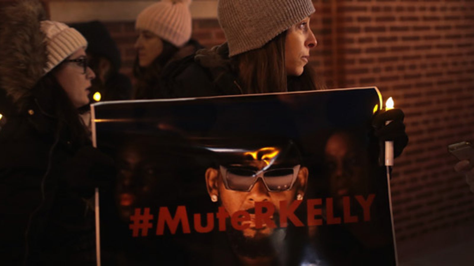 Berichte: Sony Music trennt sich von Sänger R. Kelly - stars24