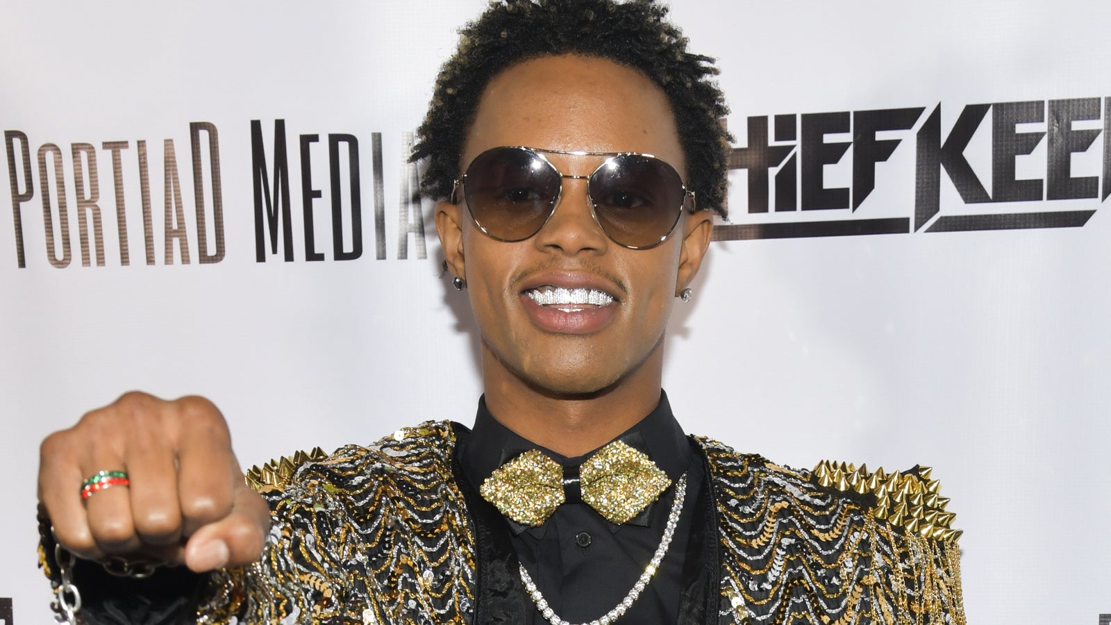 Mord an Cousin: US-Rapper wird zu 30 Jahren Haft verurteilt - stars24