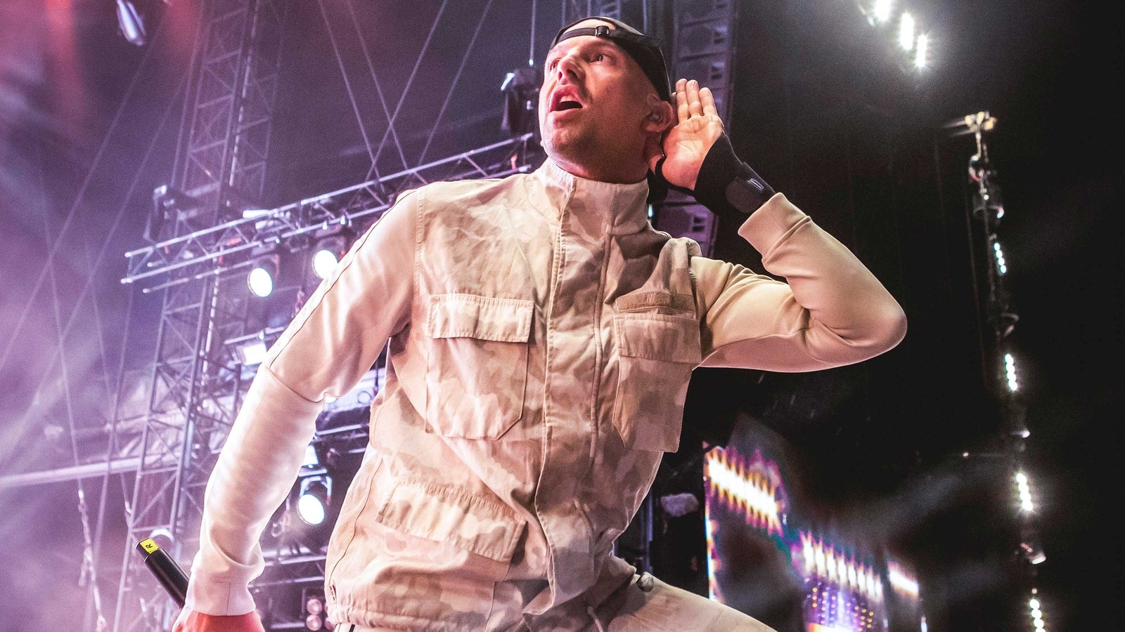 RAF: Neue Wien-Hymne als Einstimmung fürs Donauinselfest - stars24