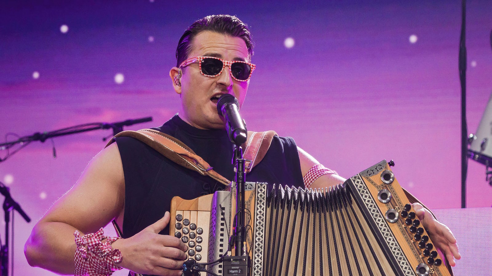 Andreas Gabalier: So sehr quält er sich vor der Show - stars24