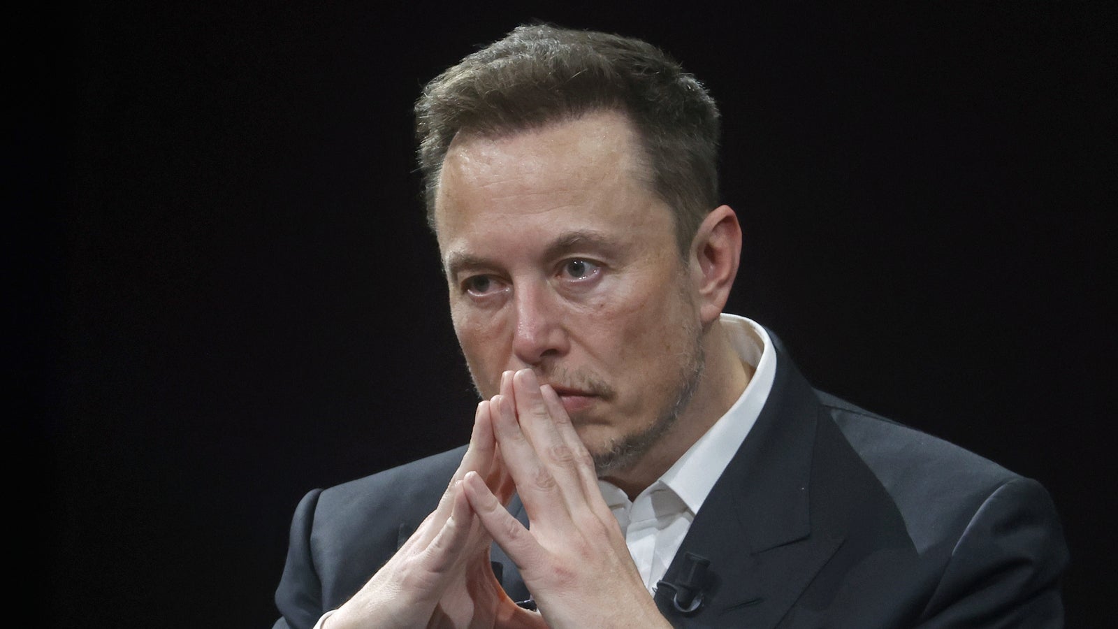 Elon Musk von eigenem KI-Bot Grok verspottet - oe24.at