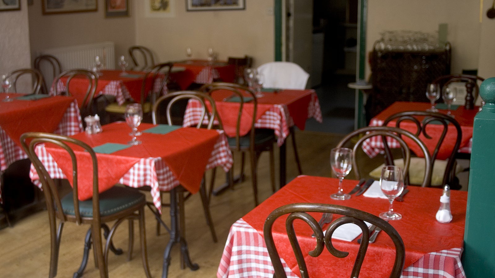 Antisemitismus-Skandal: Wirt warf israelische Familie aus Pizzeria ...