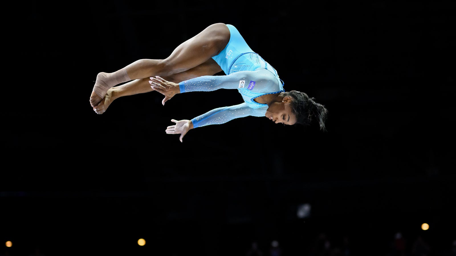 Turn-Star Biles meldet sich mit Zaubersprung zurück - sport24.at