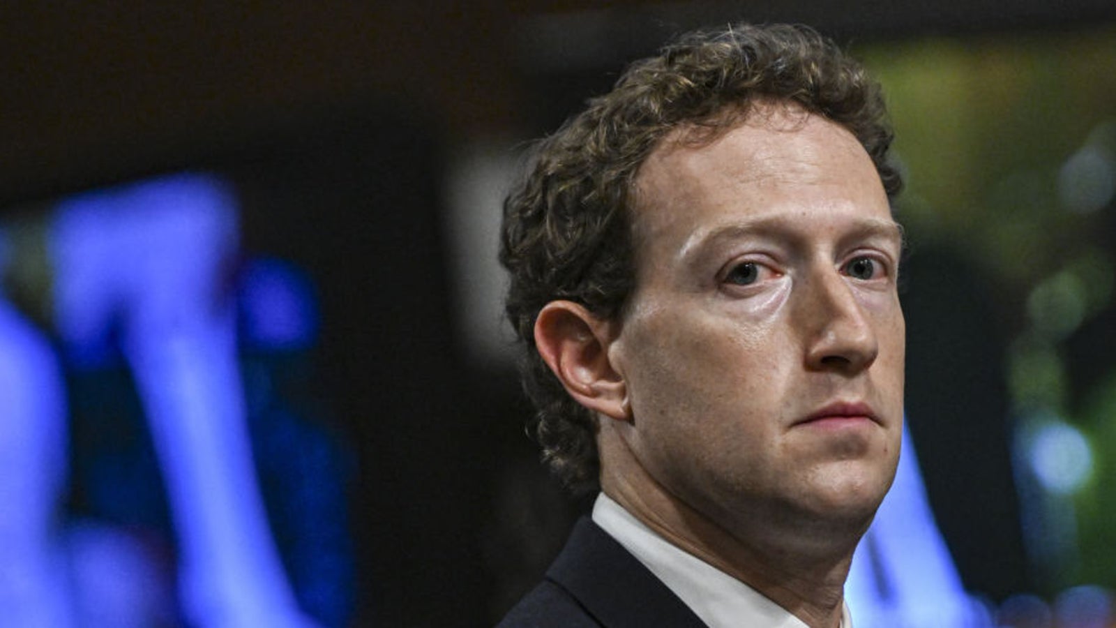 Nur ein Mensch ist reicher als Mark Zuckerberg - Business-Live