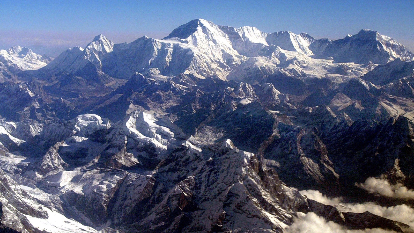 Österreichischer Bergsteiger stellt neuen Mount-Everest-Rekord auf ...