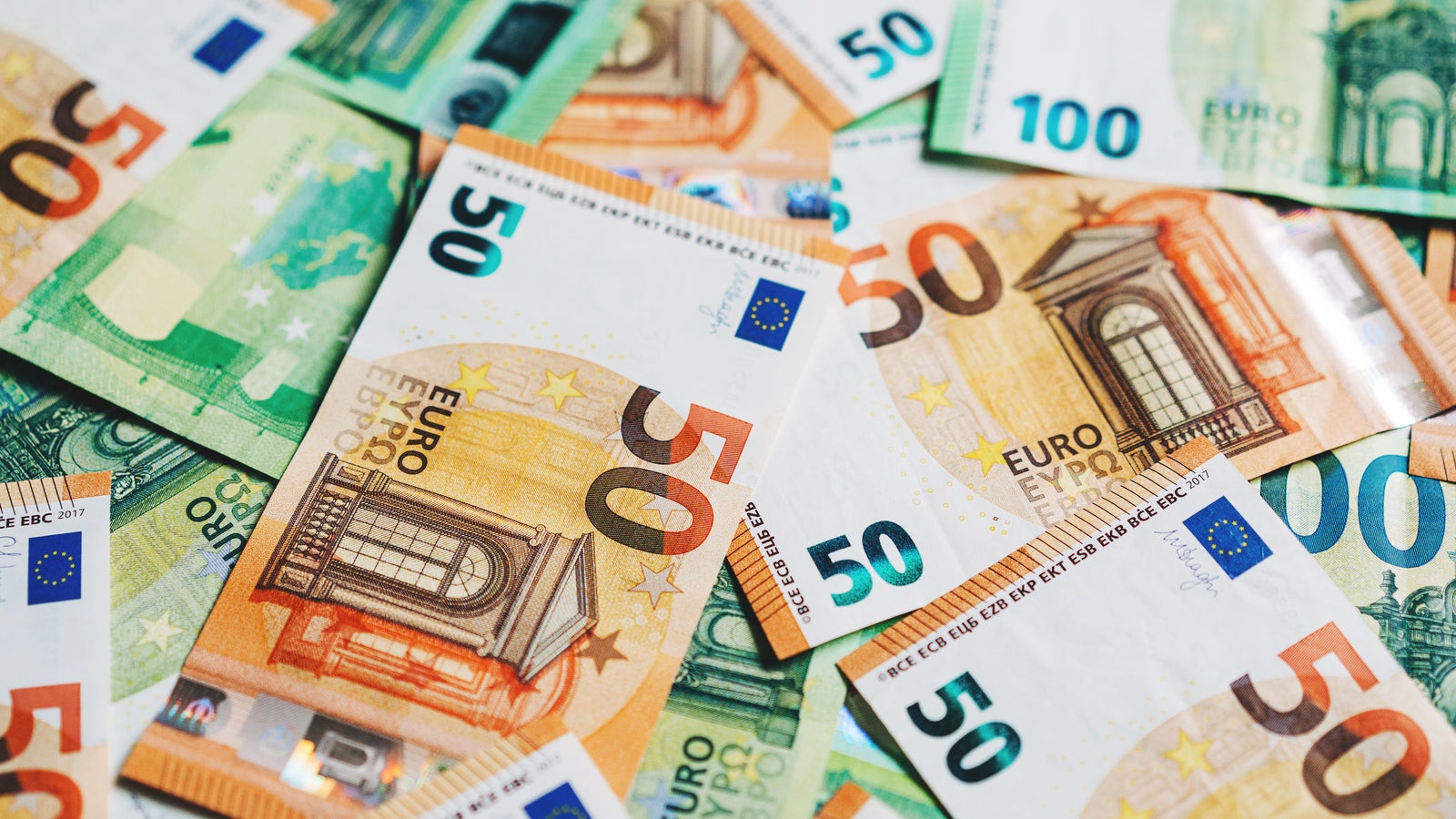 Neuer 250-Euro-Bonus startet: Welche Haushalte das Geld bekommen ...