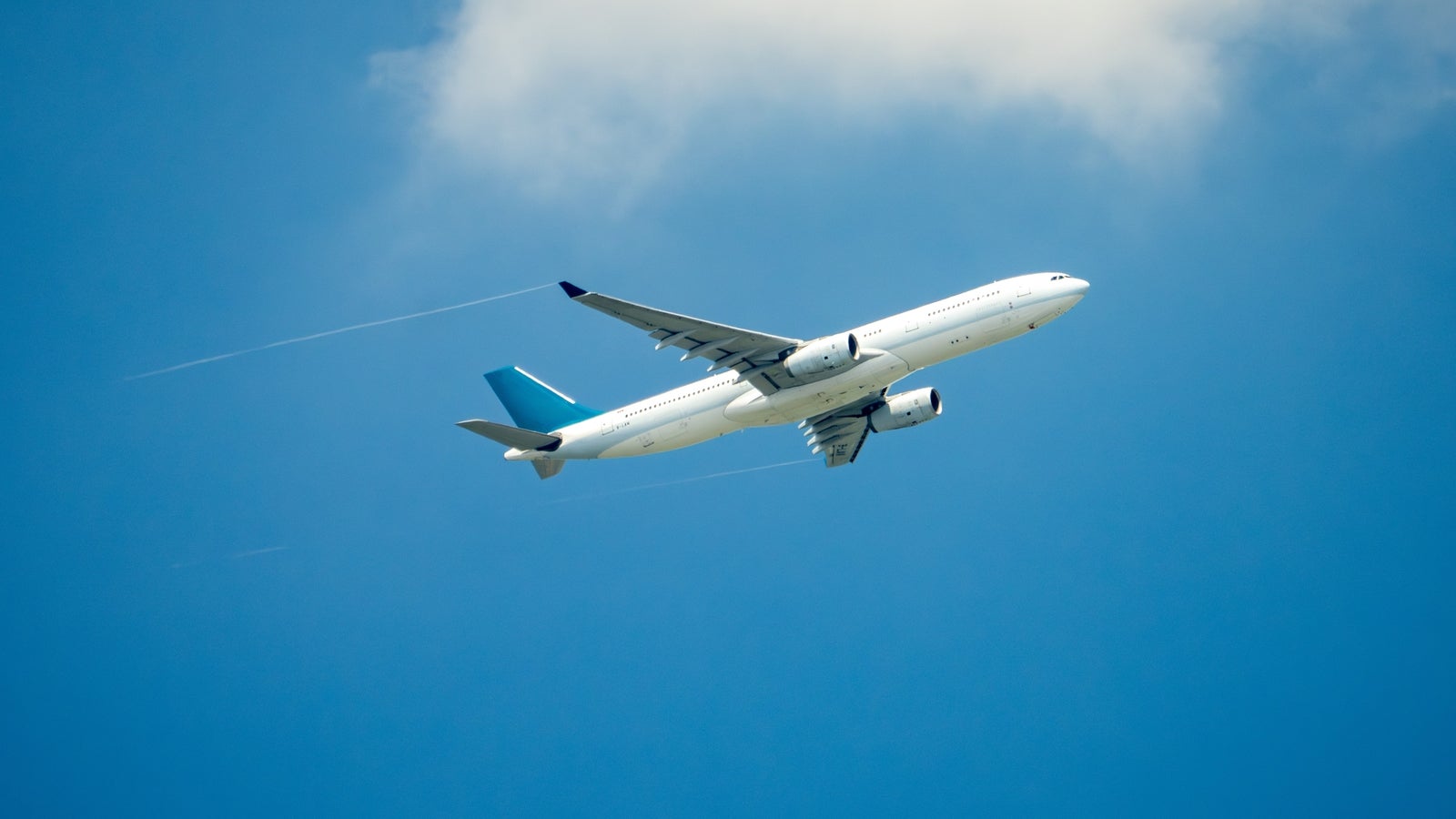 In diesem Nachbarland gibt es besonders viele Turbulenzen beim Fliegen ...