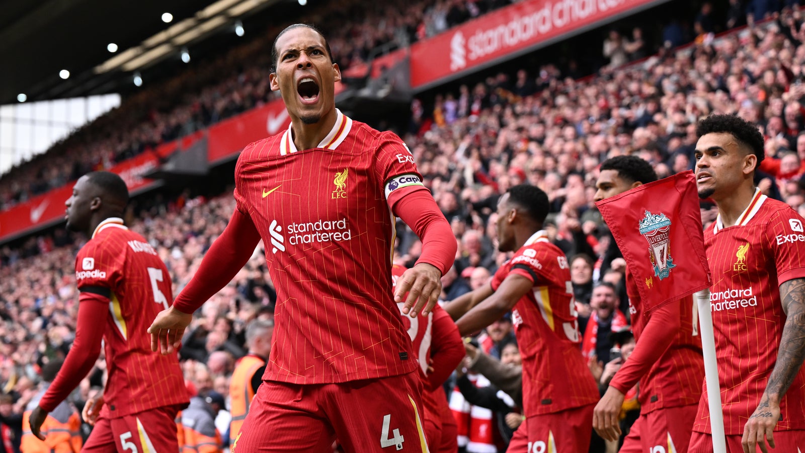 Liverpool verlängert mit Abwehr-Boss Van Dijk (33) - sport24.at