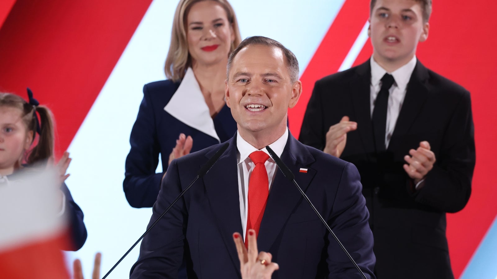 Rechtsruck in Polen: Nawrocki wird neuer Präsident - oe24.at