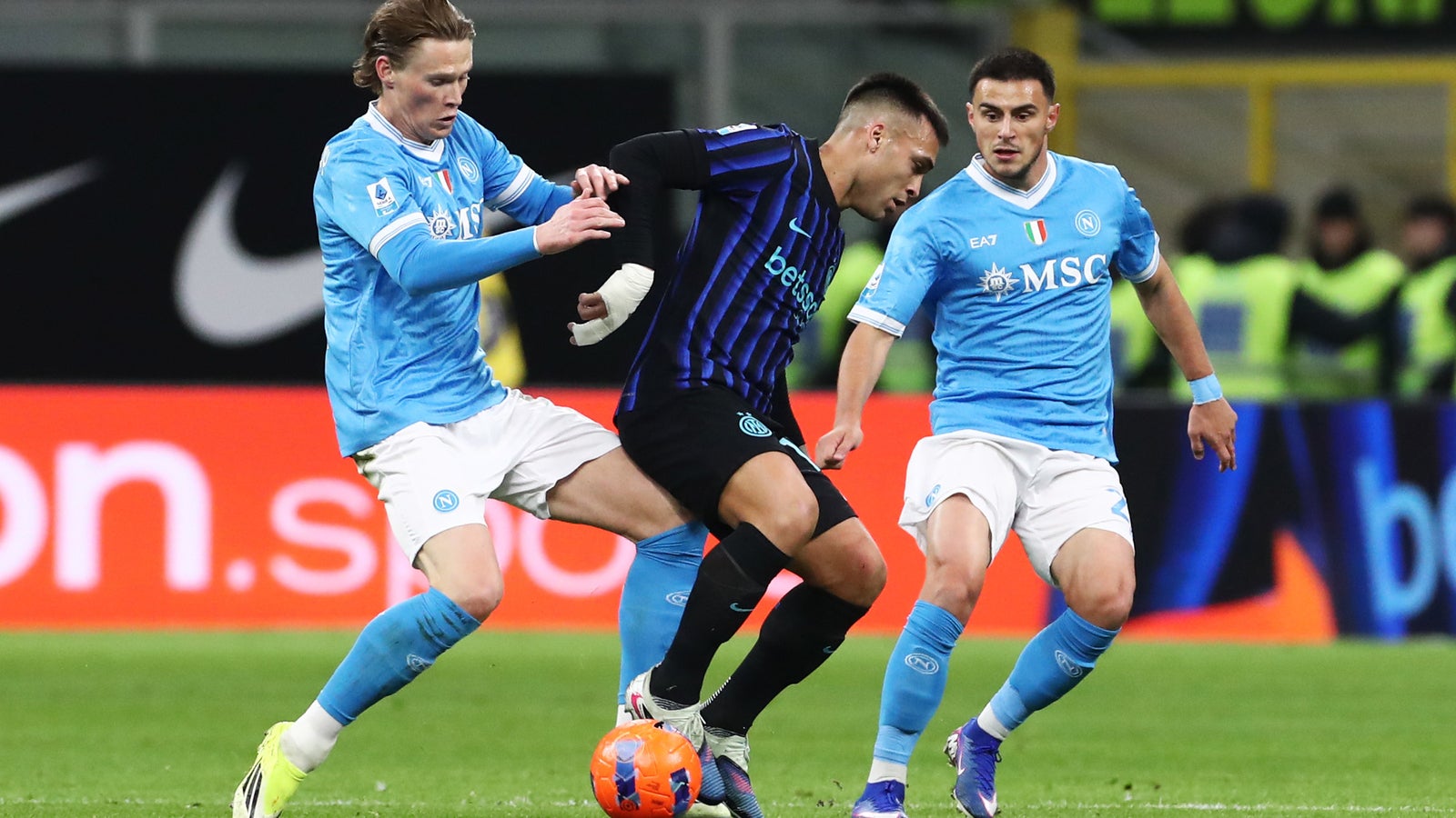 McTominay-Doppelpack rettete Napoli 2:2 bei Leader Inter - sport24.at
