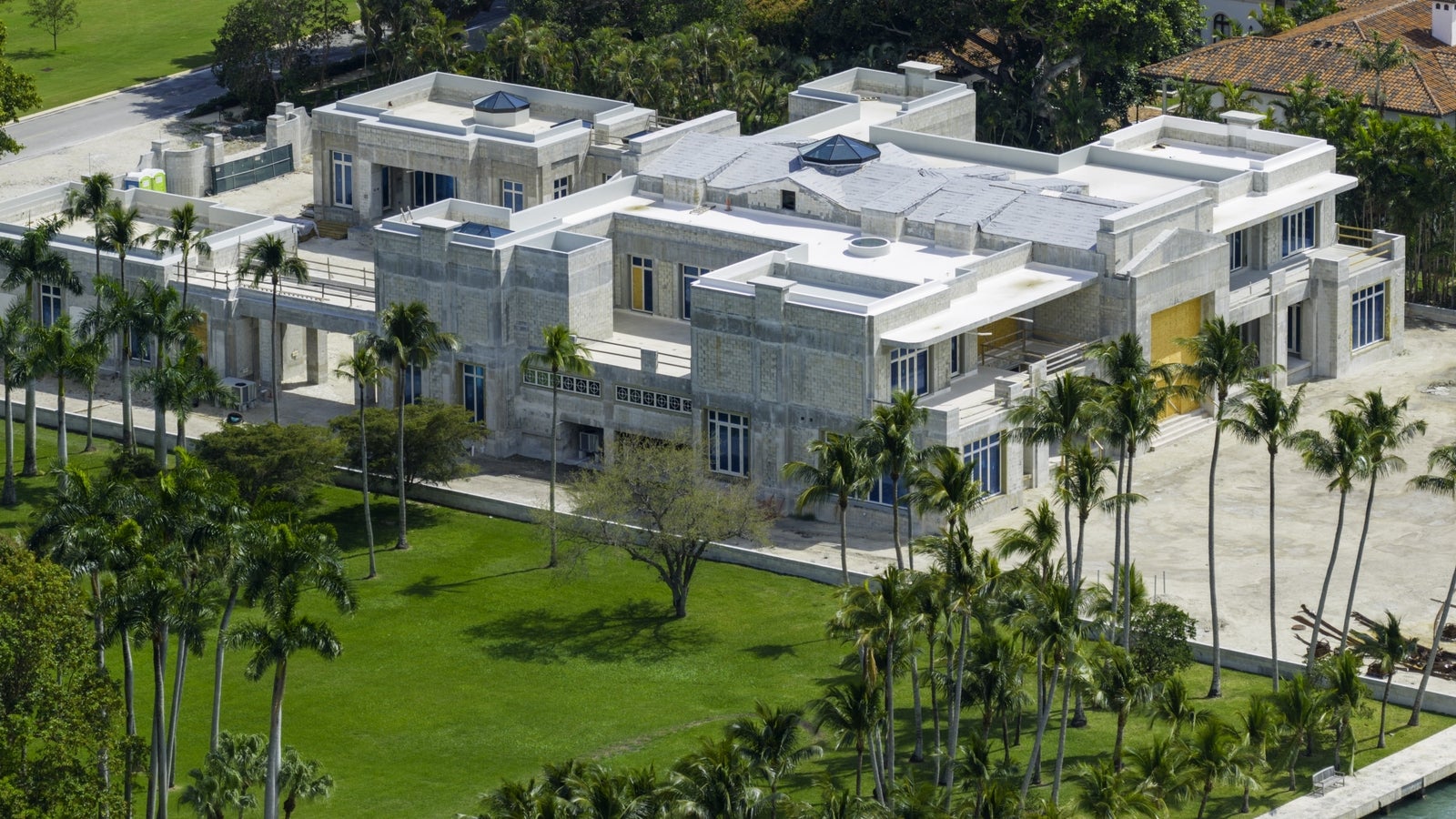 Mark Zuckerberg kauft 170 Millionen Villa auf Insel der Superreichen ...