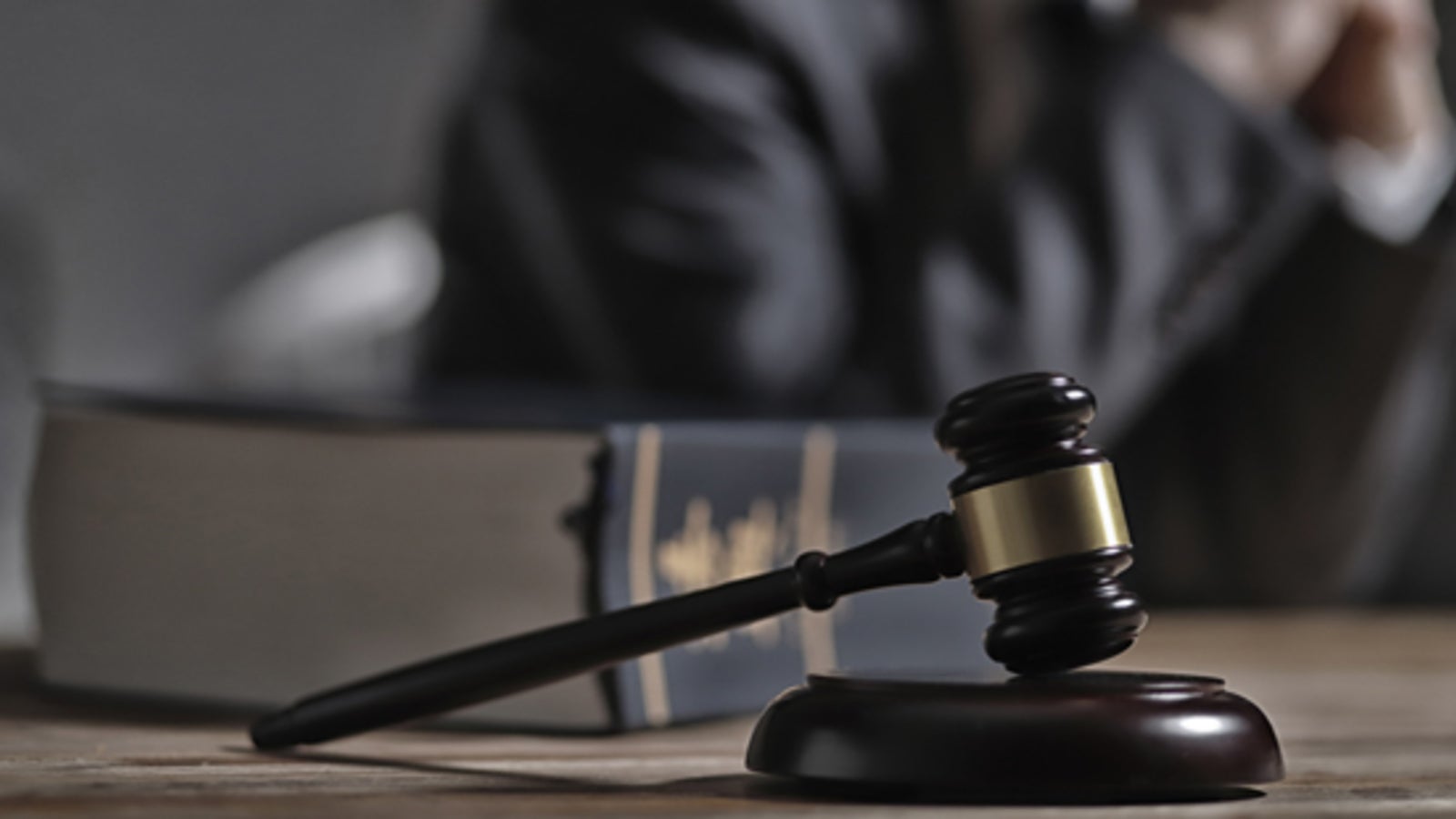 Tödliche Explosion in Glock-Werk: Alle drei Angeklagte schuldig ...