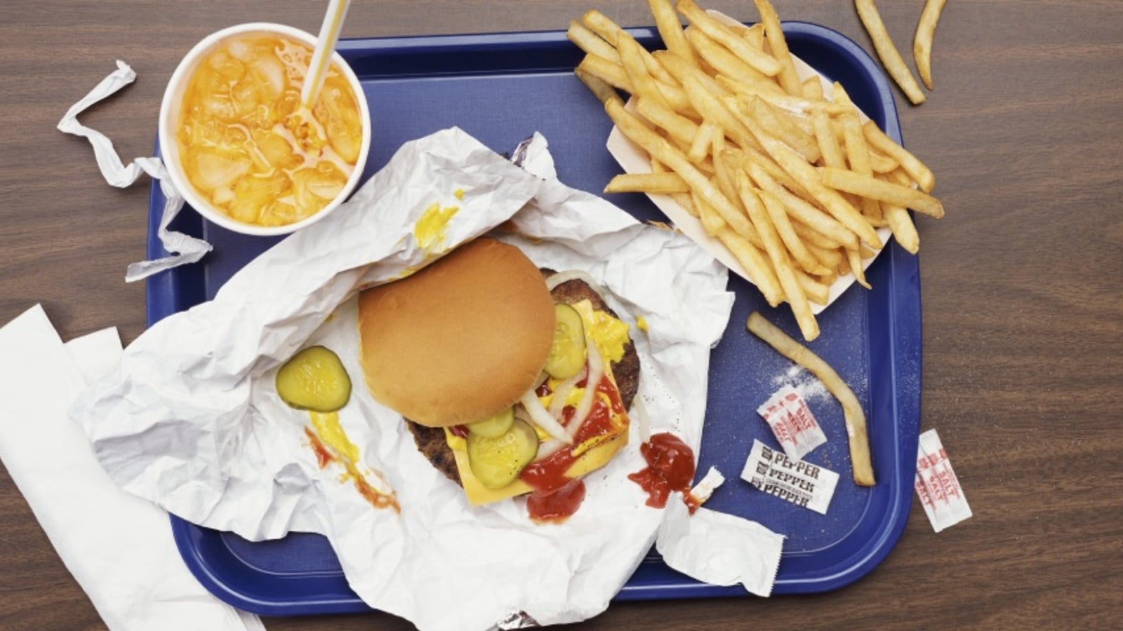 Fast Food Experiment: So lange halten Pommes & Co - Cooking