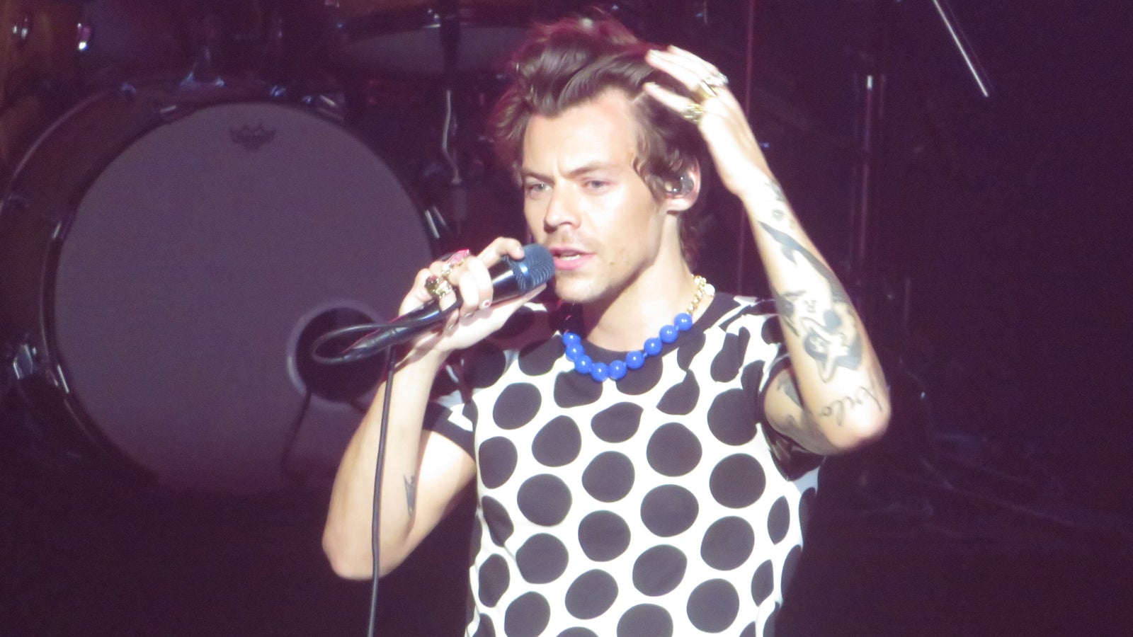 Gigantische Tour: Harry Styles zündet neuen Hit und Konzertsensation ...