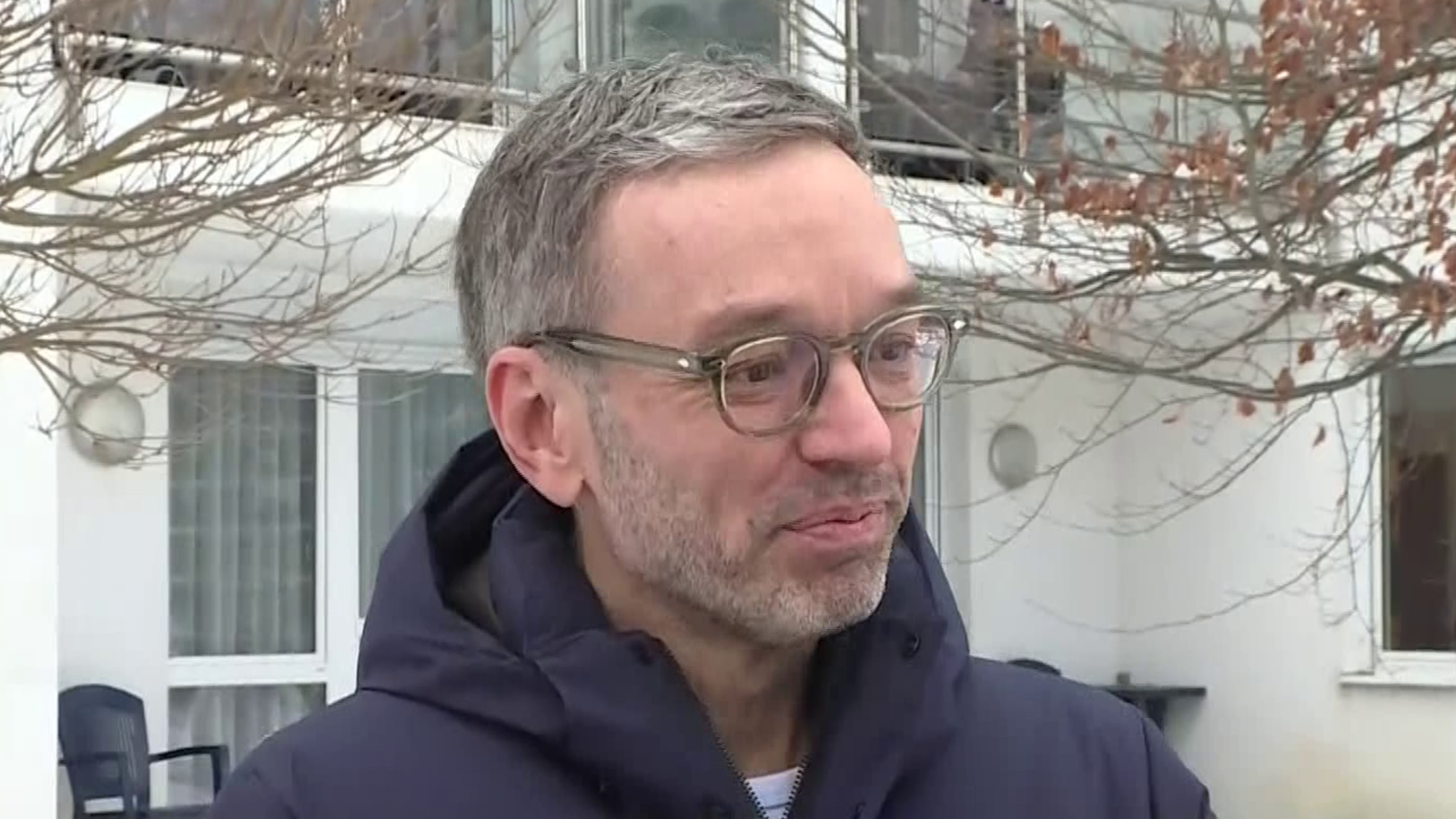 NÖ-Wahl 2023: Herbert Kickl gibt seine Stimme ab - oe24.tv