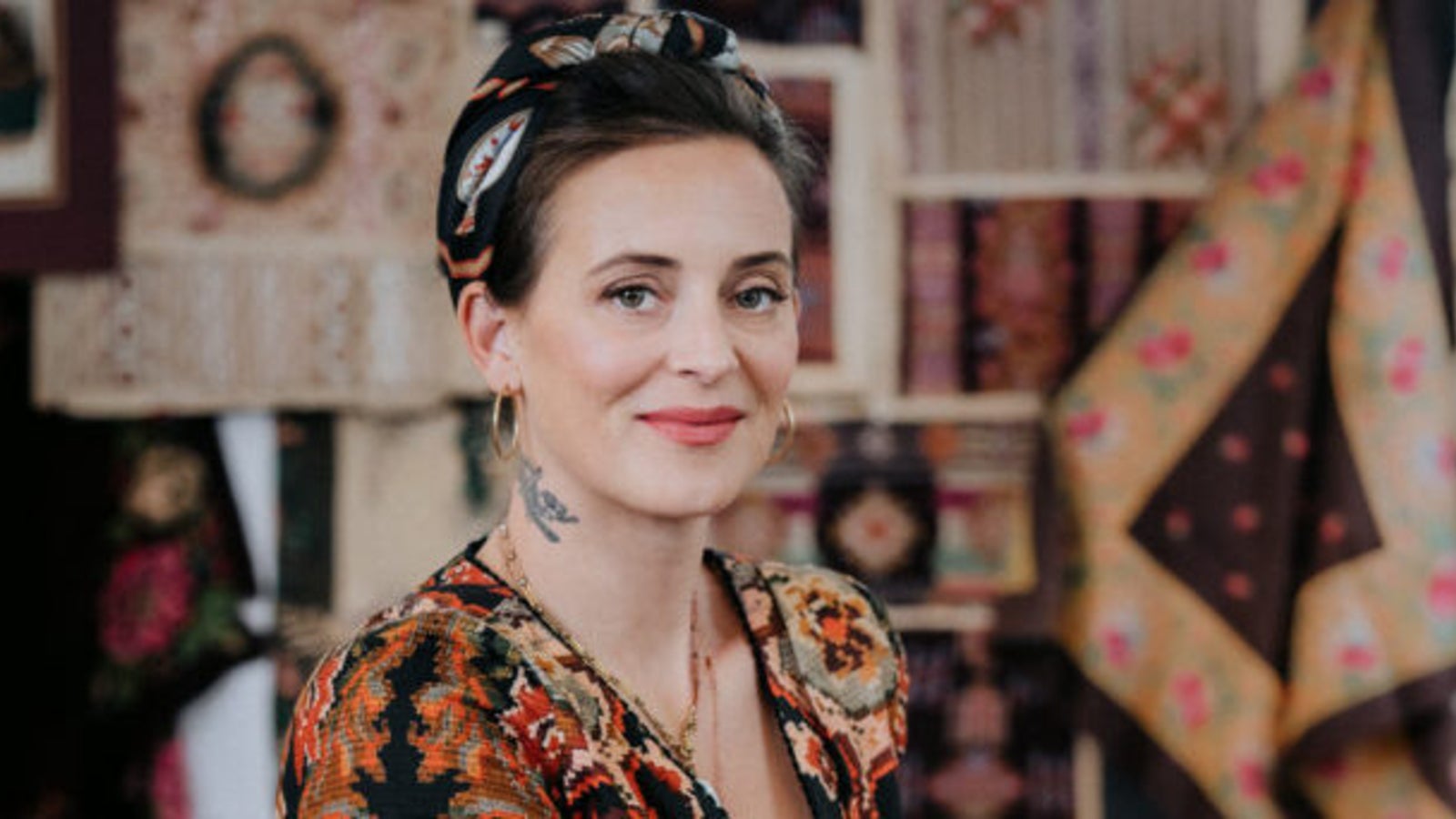 Star-Designerin Lena Hoschek schlittert in die Insovlenz - stars24