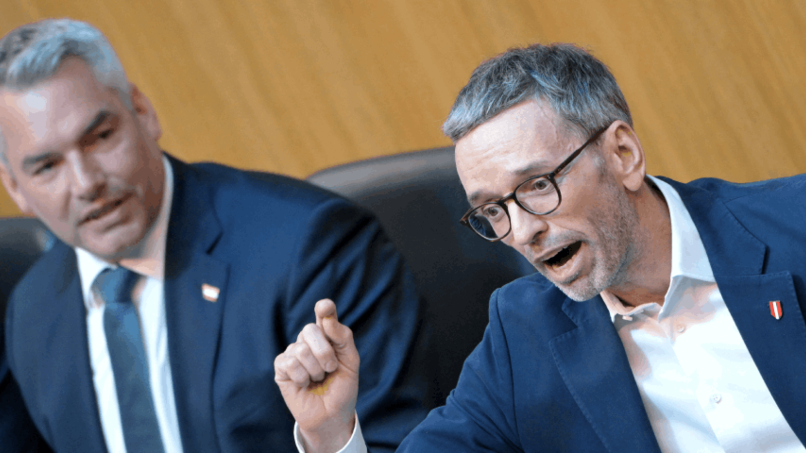 Kickl nimmt Nehammer Kanzlerbonus ab - Politik-Live