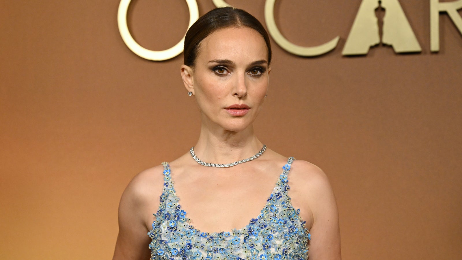 Hollywood-Beben: Natalie Portman tobt über Oscar-Nominierungen - stars24